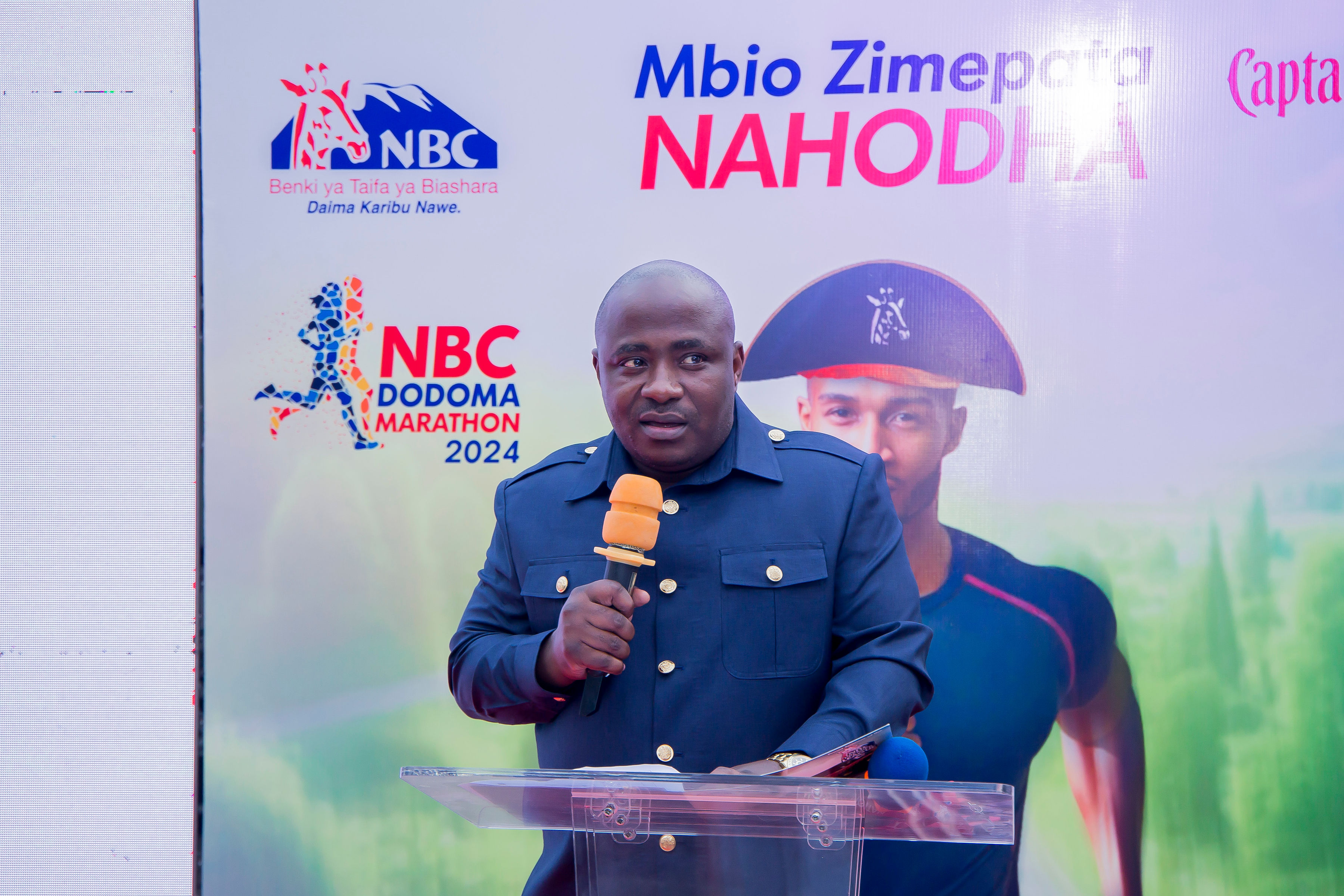 Majaliwa kuongoza wakimbiaji NBC Dodoma Marathon, Jezi zazinduliwa | Nipashe